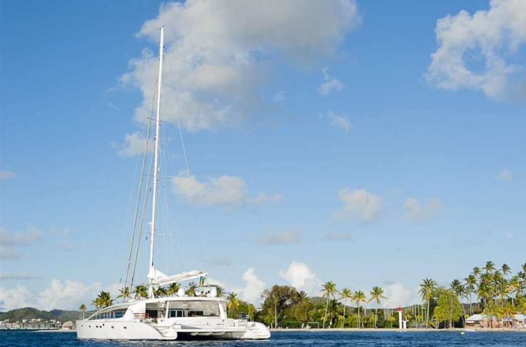 BLUE GRYPHON - WORLD YACHT CHARTER